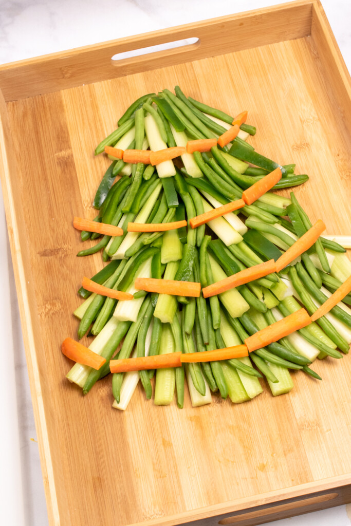 Vegetable Christmas Tree Appetizer Tray - Veggie Fun Kitchen